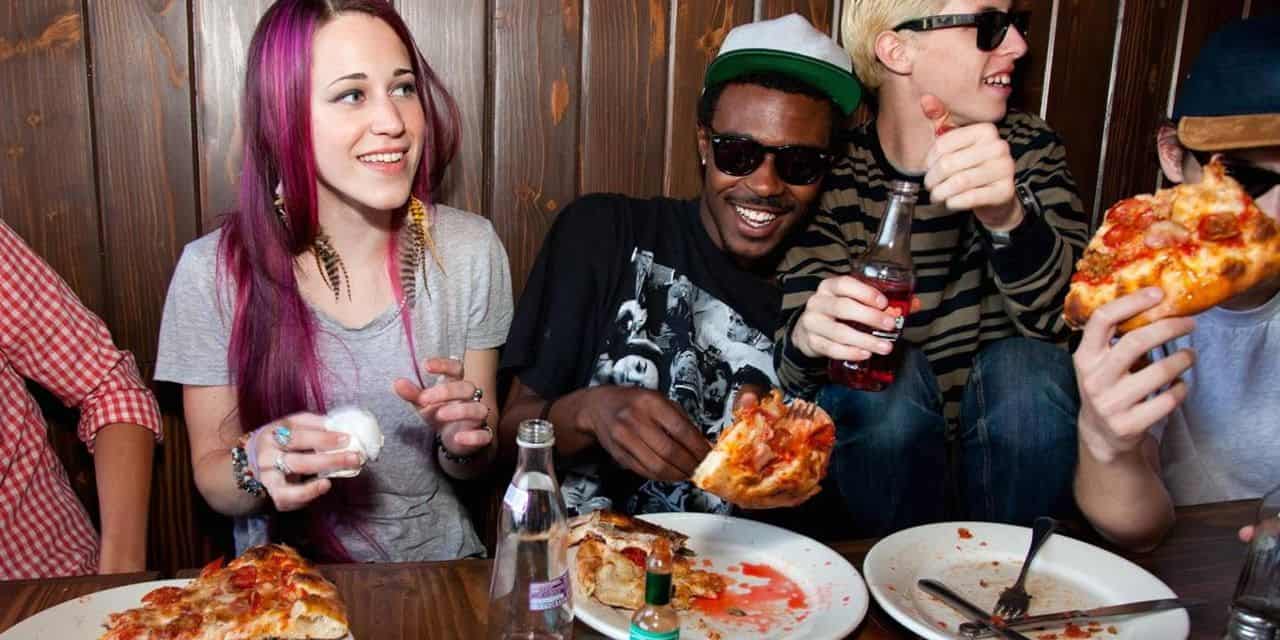 5 tipos de clientes esenciales para su restaurante - My Appointment